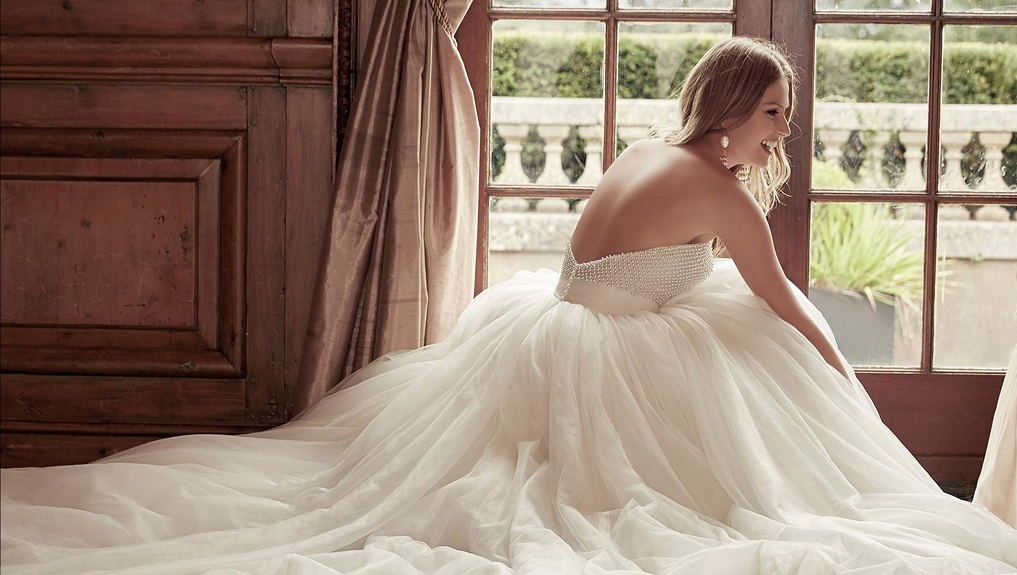Ronald Joyce Wedding Dresses, buy Ronald Joyce wedding dress in Dubai